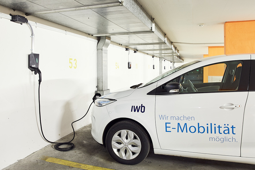 simplee Partner Story | IWB